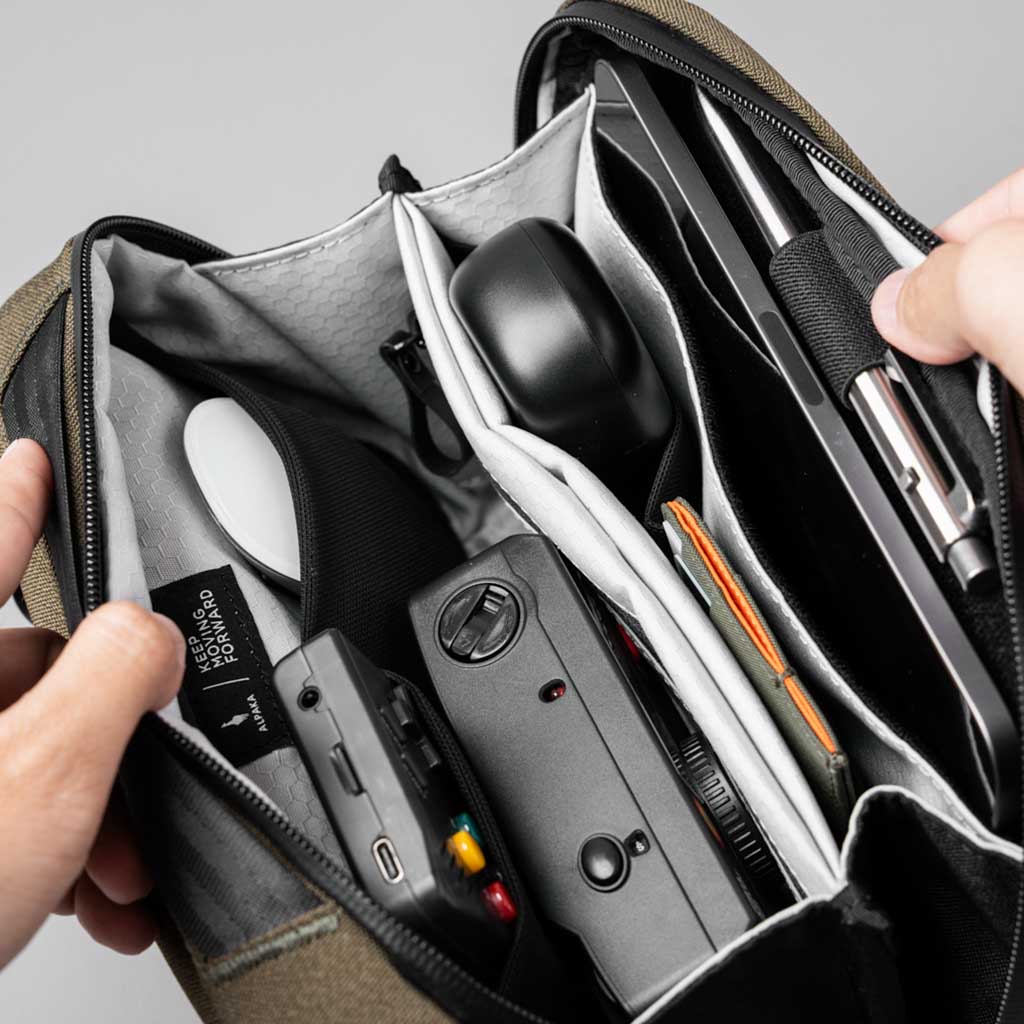 Alpaka | Elements Tech Case Max | Tech Case | Army Green, Axoflux 600D ...