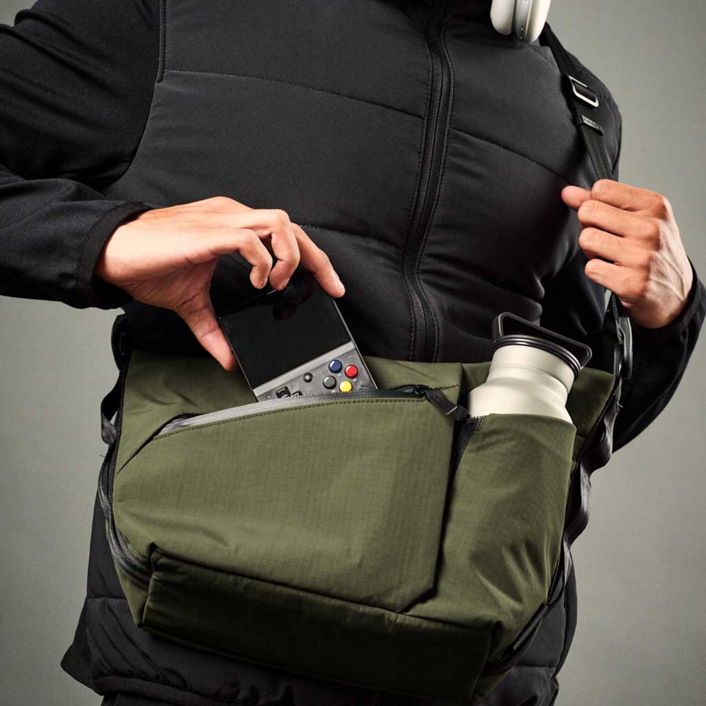 Alpaka | Flow Satchel | Crossbody Satchel | Green | Axoflux 210D ...