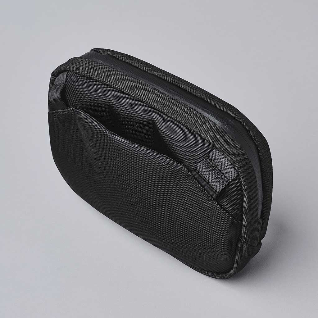 Alpaka | Go Sling Nano | Sling Bag | Black | Axoflux 600D - WildBounds