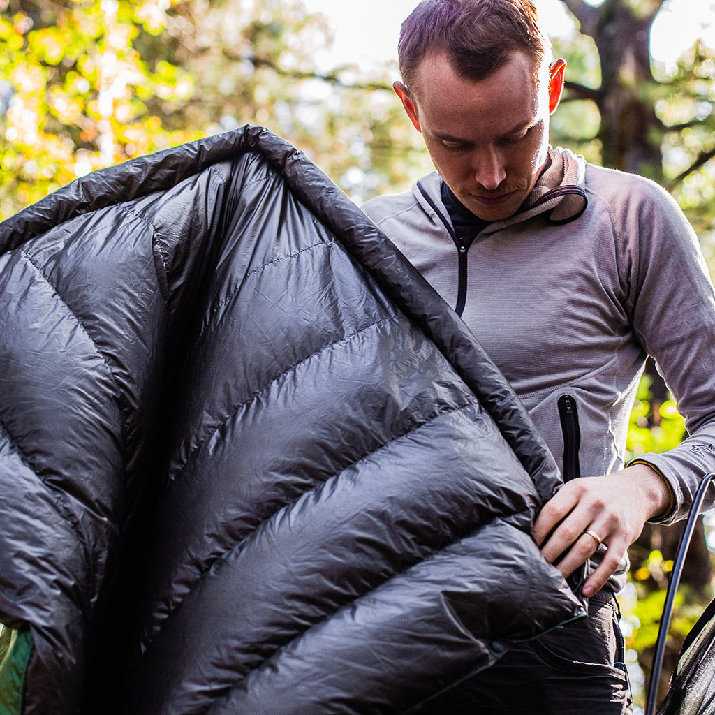 Enlightened Equipment | Revelation Down Sleeping Quilt 850FP 20°F (-6 ...