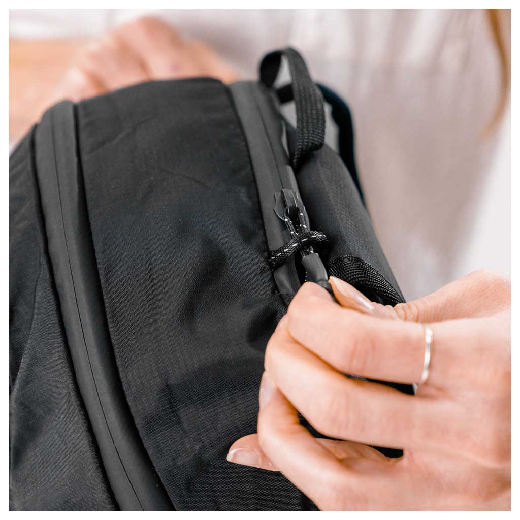Matador | ReFraction Packable Backpack | Travel Daypack | Arctic White ...