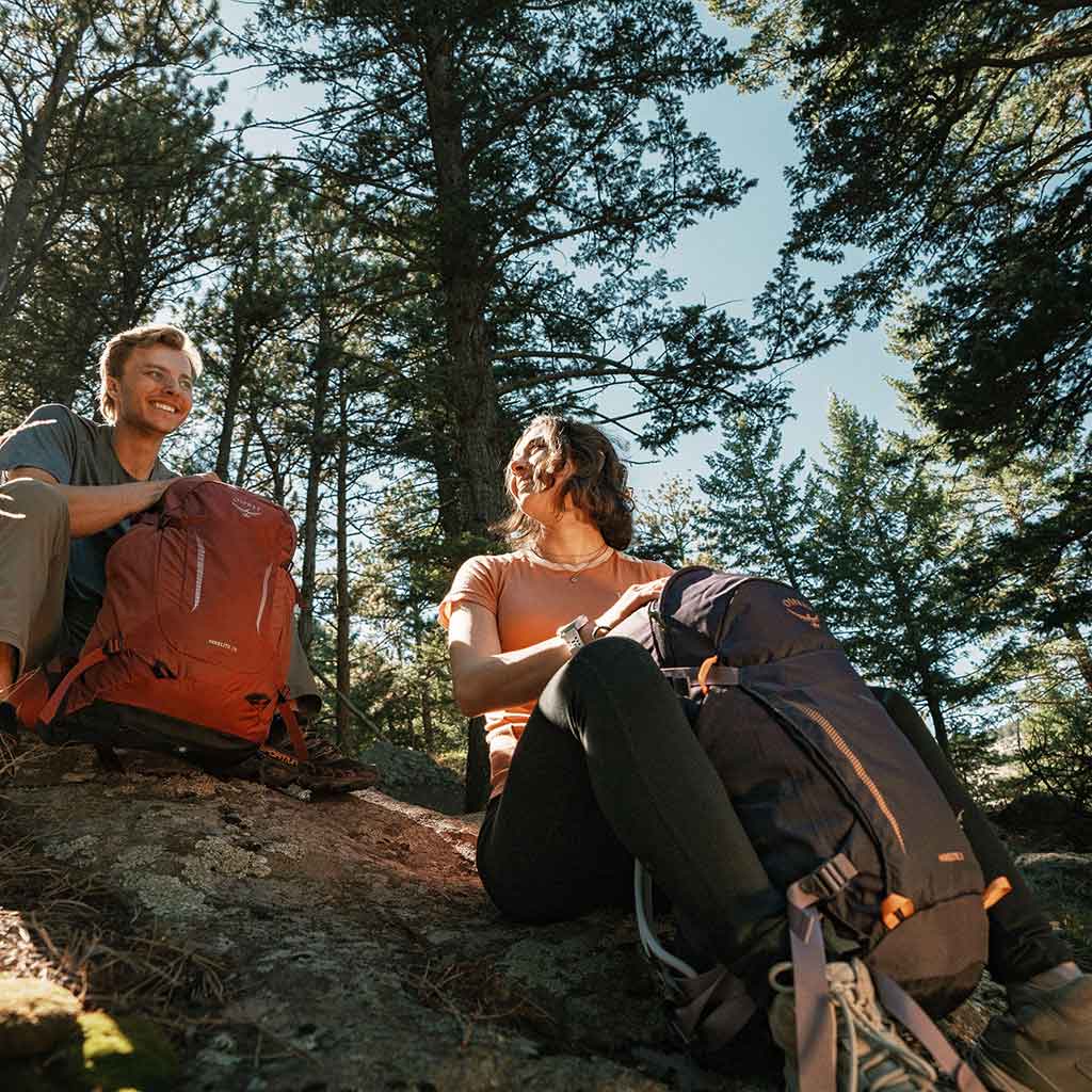Osprey | Hikelite 28 | Daypack | Chameleon/Black | WildBounds UK