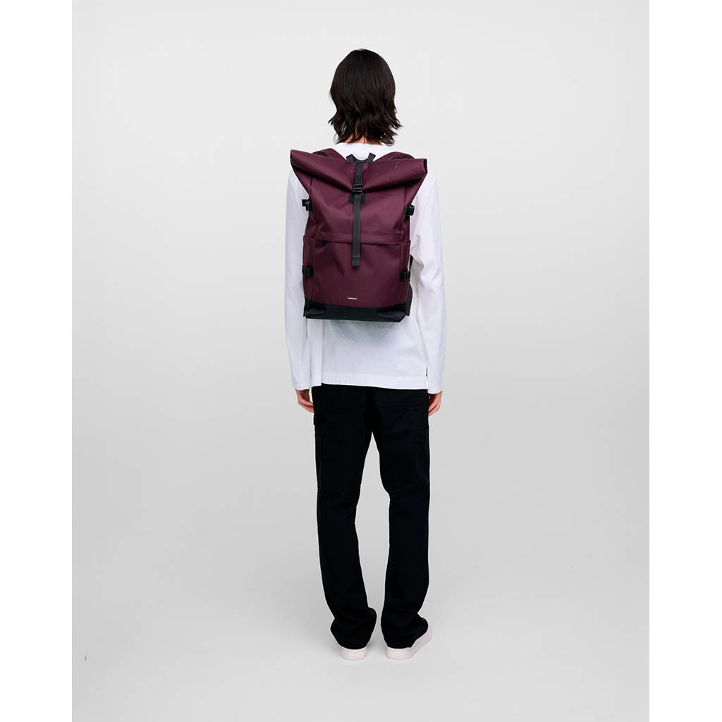 Sandqvist | Icon Rolltop Backpack | Smart City Daypack | Cabernet ...