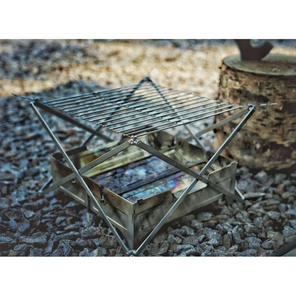 Wolf and Grizzly | Grill with Fire Set | Portable Grill Set - WildBounds